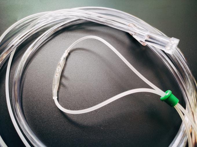 Medical PVC Nasal Cannula Tube Oxygen Dipping 2.1m Soft Star Lumen Tubing